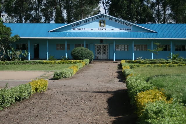 Emma Rwanda: Ecole des Sciences de Musanze