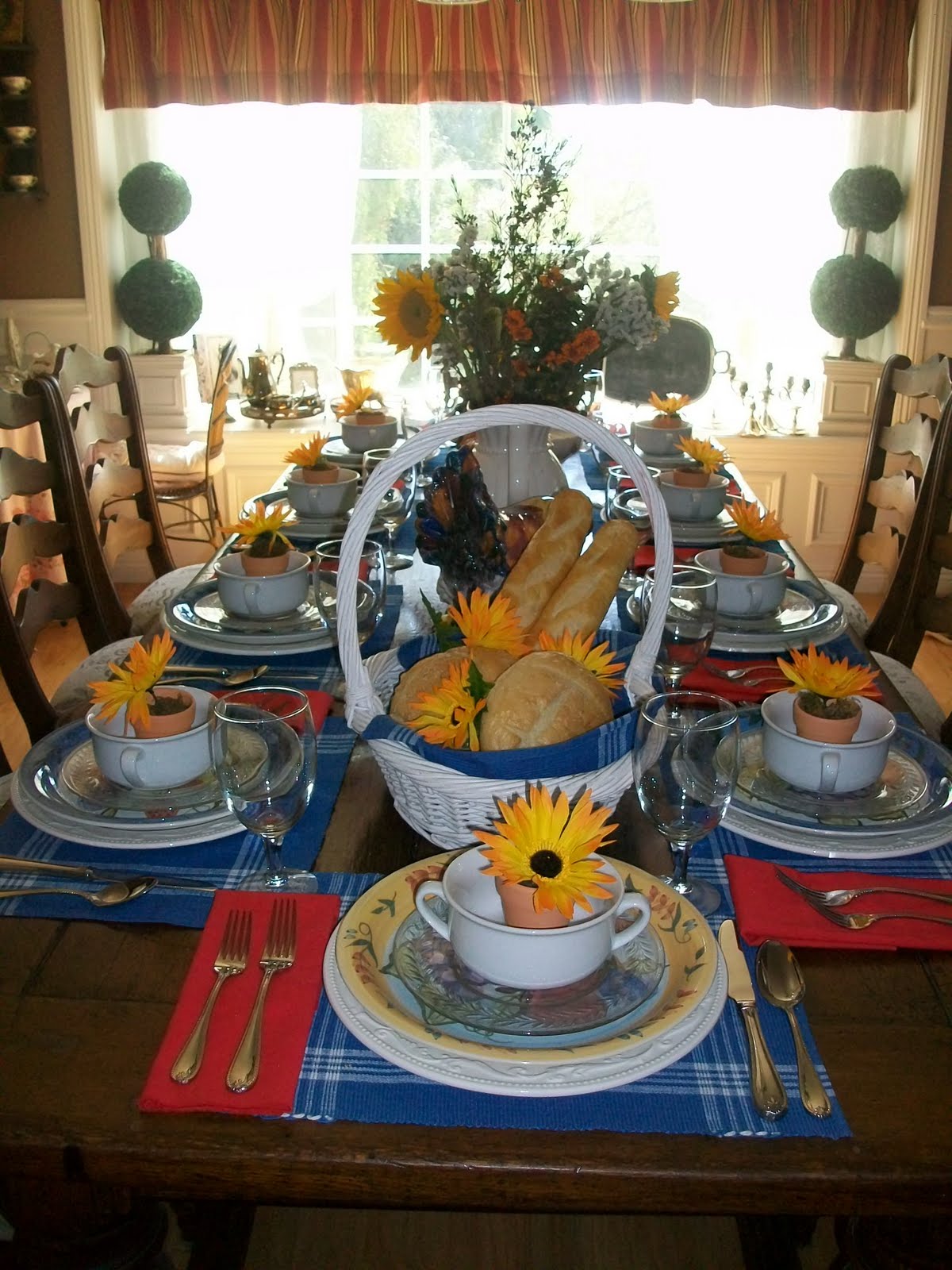 Lace and Ivy Cottage: Rooster Tablescape