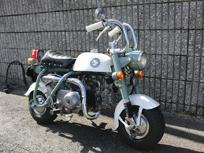 DeepでFunnyなMonkeyCustom: motor square RAT