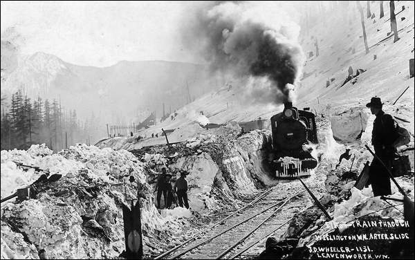 CrankitupGear Glencoe: The Wellington Avalanche