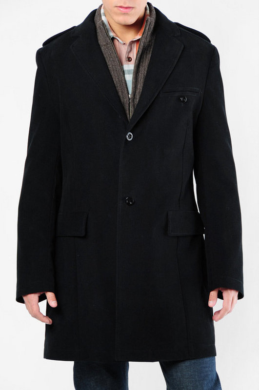 Better Than Nylund: Heil Hugo: Boss as a famed clothier and flawed human.