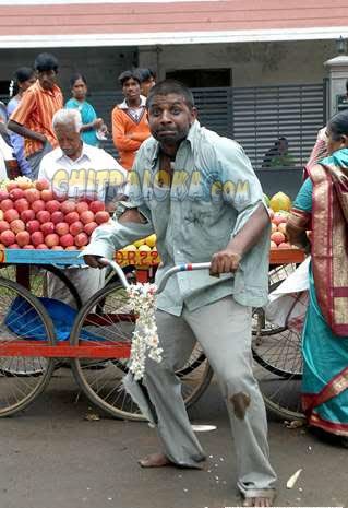 GOLDEN STAR GANESH: Kari Chirathe Kannada Movie.Video Songs.images ...