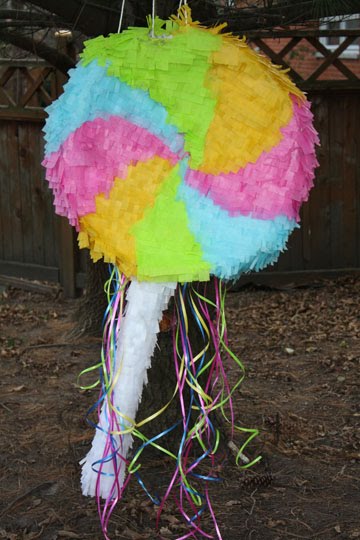 Peach Prints: Super Sweet Pinatas!