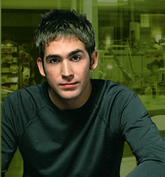 Breakfast with belle: Eric Szmanda as Greg Sanders