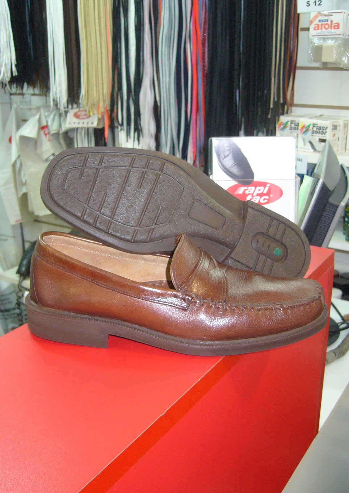 Rapitac. Suipacha 1120 : MOCASINES LOPEZ TAIBO - CAMBIO DE ESTILO