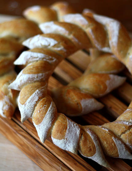 Holiday Wreaths: Food and Candy