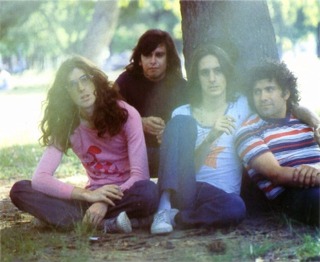 Grupos Nacionales Nuevaola80: Sui Generis