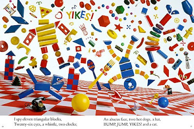 La Ficha Roja: Games, Gizmos and Toys in the Attic. Una exposición de ...