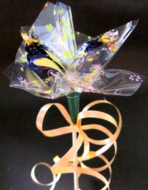 Tips and Tricks to Effective Parenting: Candy Flowers