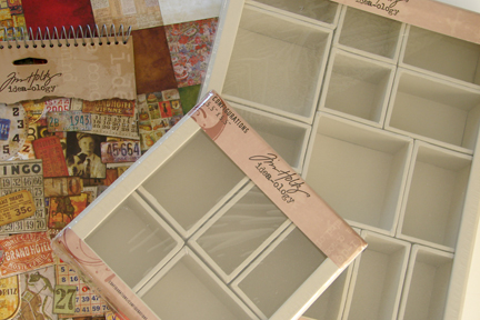 BlueMoon Scrapbooking: Tim Holtz Configurations