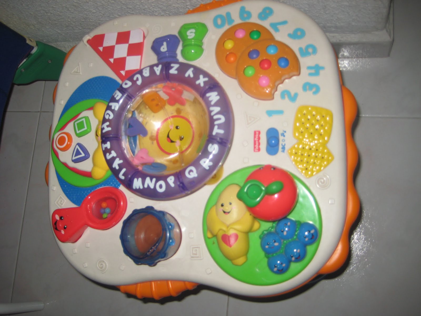 New and Preloved Baby Items: GUC Fisher-Price Laugh n Learn Activity ...
