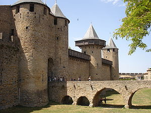 Medieval Castles: FLANKING TOWER
