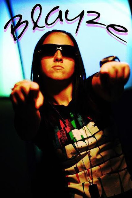 White Gril Rapper BlaYze