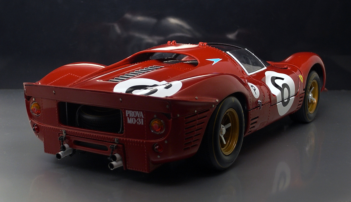課長睪耕作: 1/18 Ferrari 330 P4 1967 [GMP]