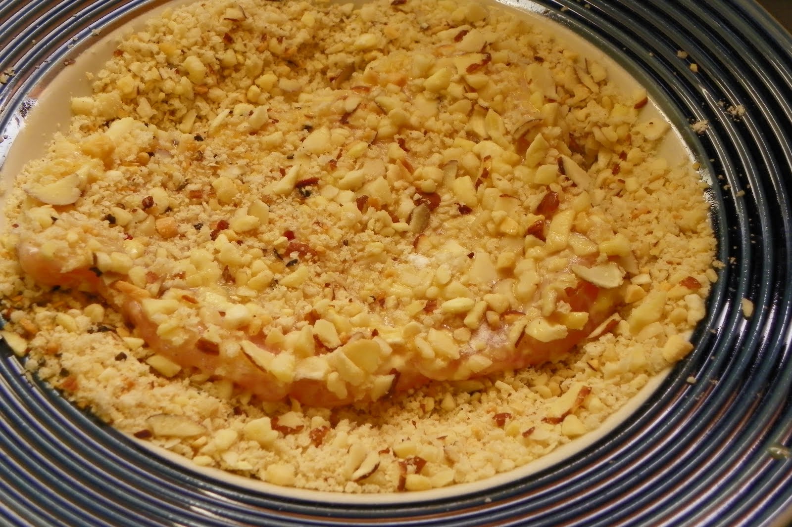 Having Fun in the Kitchen!: Almond Crusted Turkey - Rachel Ray inspired
