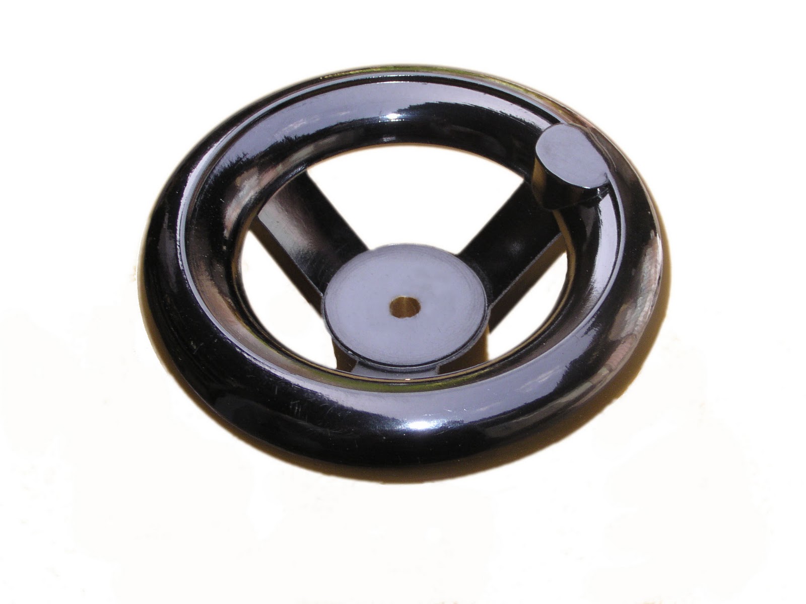 BAKELITE KNOBS / BRASS PARTS: HAND WHEEL (ROUND SHAPE) item no.12