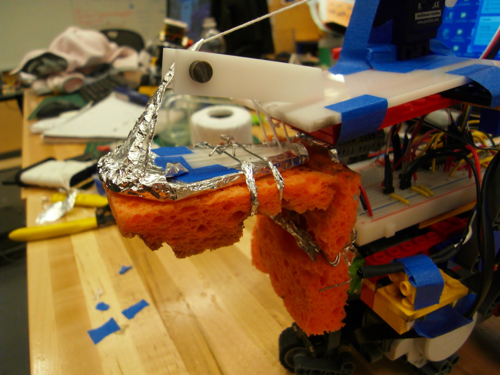 Hye Soo Yang: Fire Fighting Robot [Design]