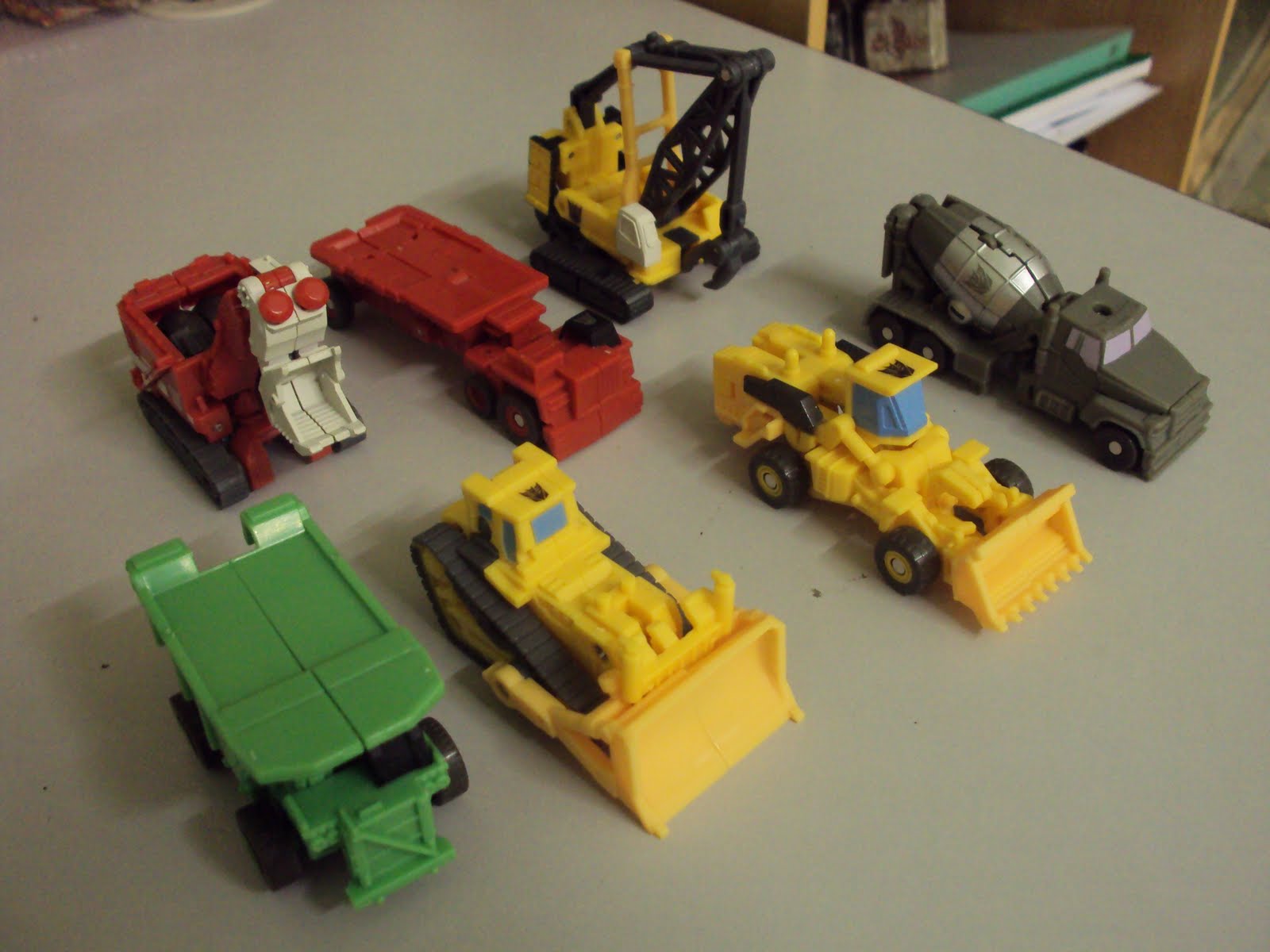 Totally Toys: Transformers ROTF Legend Class Devastator