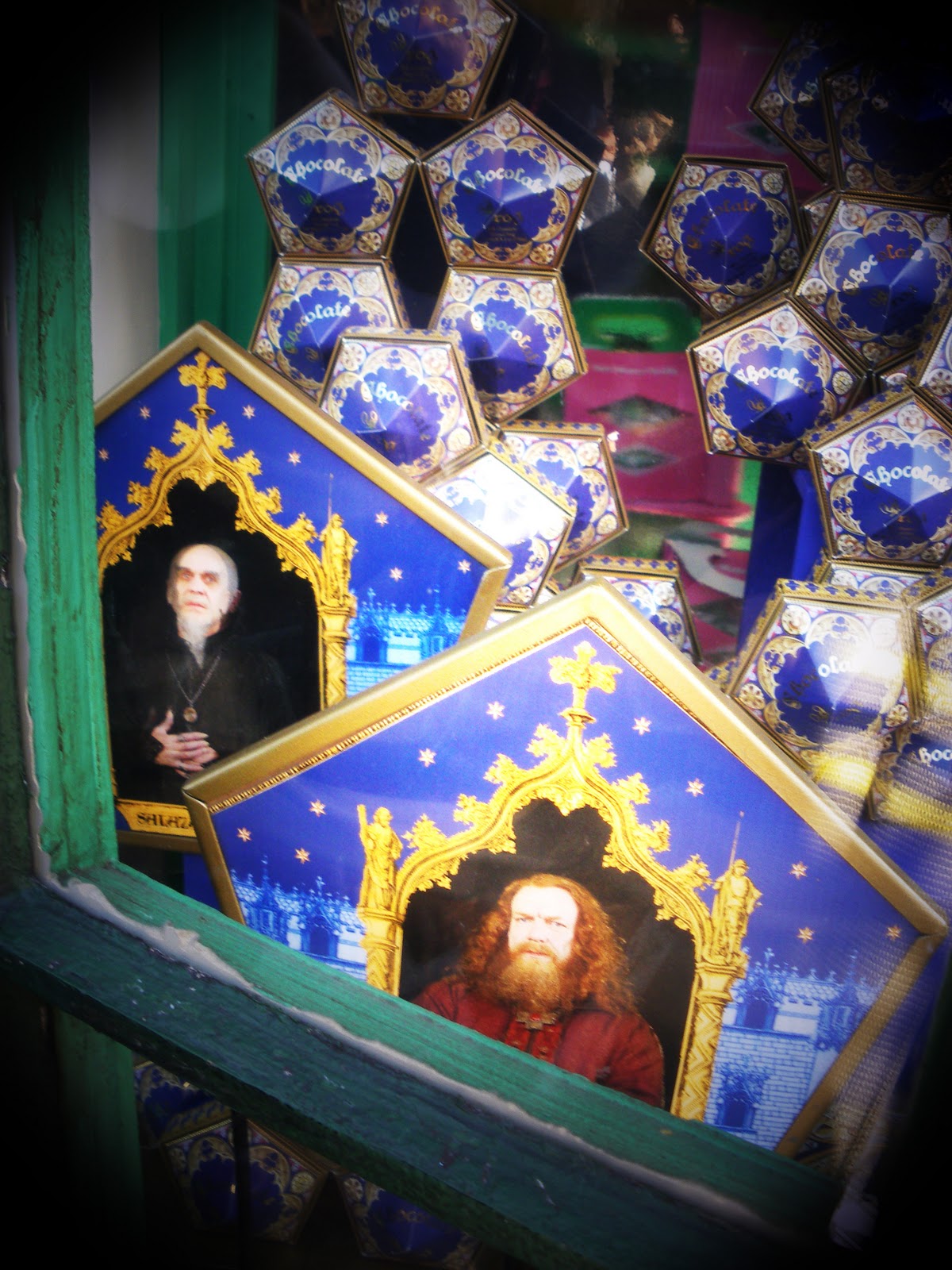 Golden Soup and Tofoo: Honeydukes at the Wizarding World of Harry Potter!