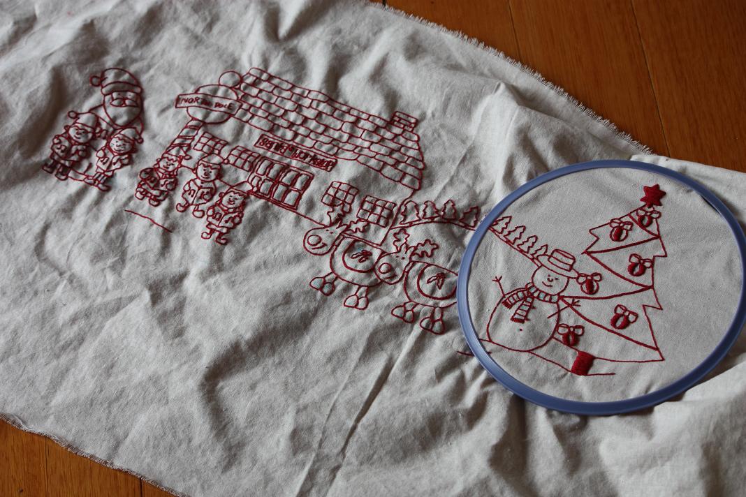 Snickerdoodle Creations: Redwork Christmas Quilt (Update #7) - All ...