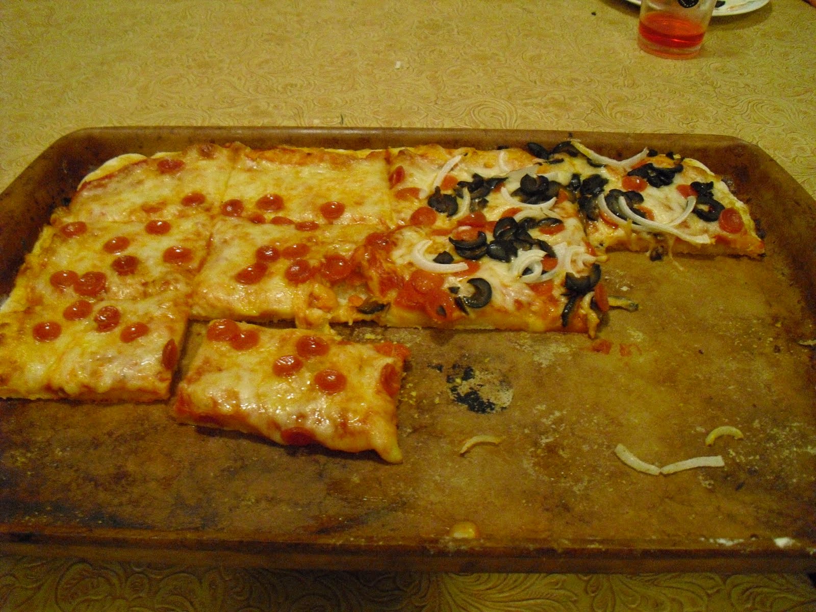 Real, Ready Recipes: Super-Duper Pizza Recipie