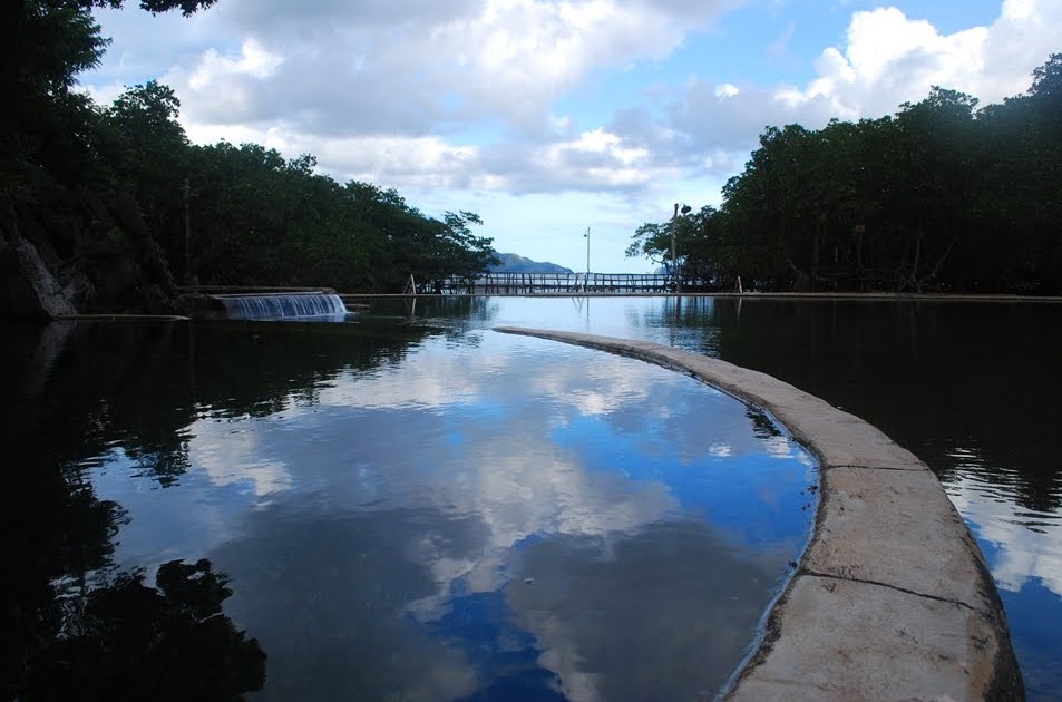 Maquinit Hot Springs, Coron, Palawan - Nomadic Experiences