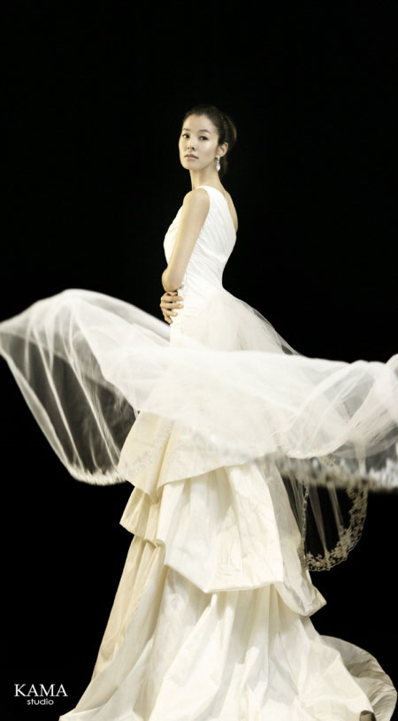 ALL- Kmusic ♬♪: Kim Sung Eun y Jung Jo Gook revelan fotos antes de su boda