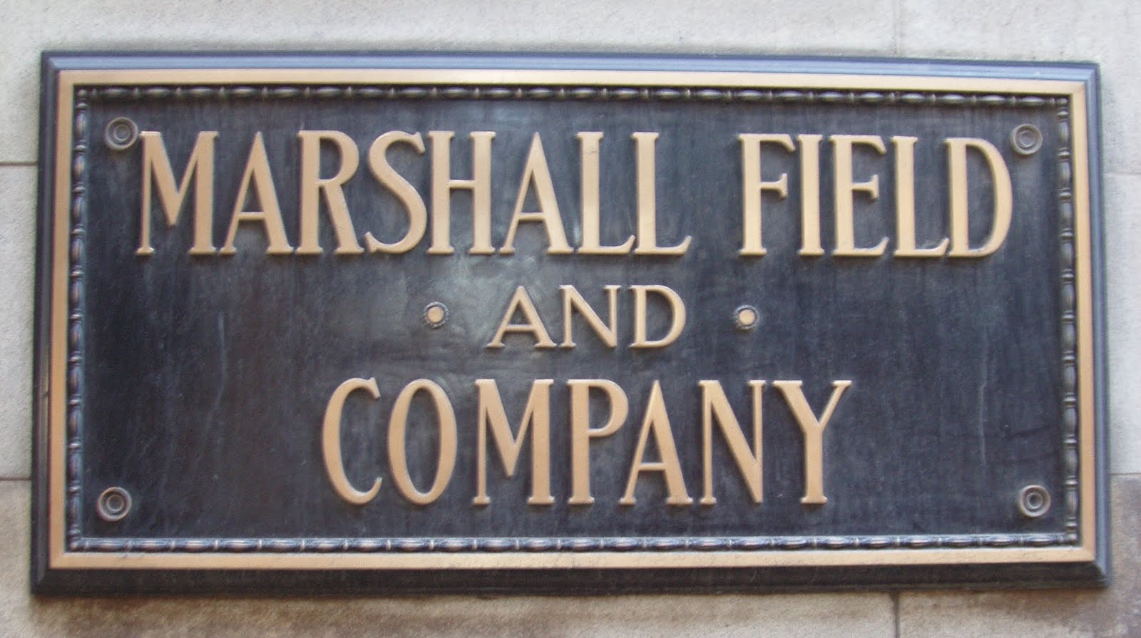 Tiffany Talks: Sinking Flagship: Macy's Kills the Magic of Marshall Field's