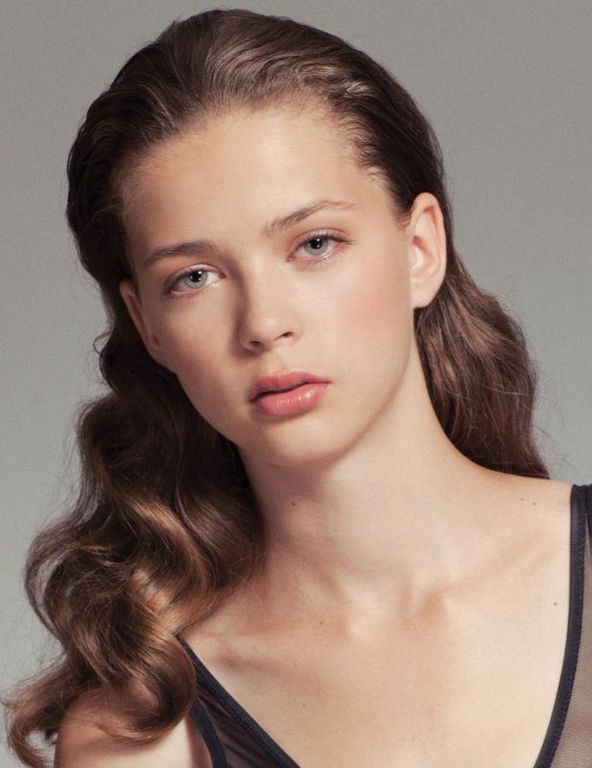 FRESH MODELS: Finalistky súťaže ELITE MODEL LOOK SLOVAKIA 2010