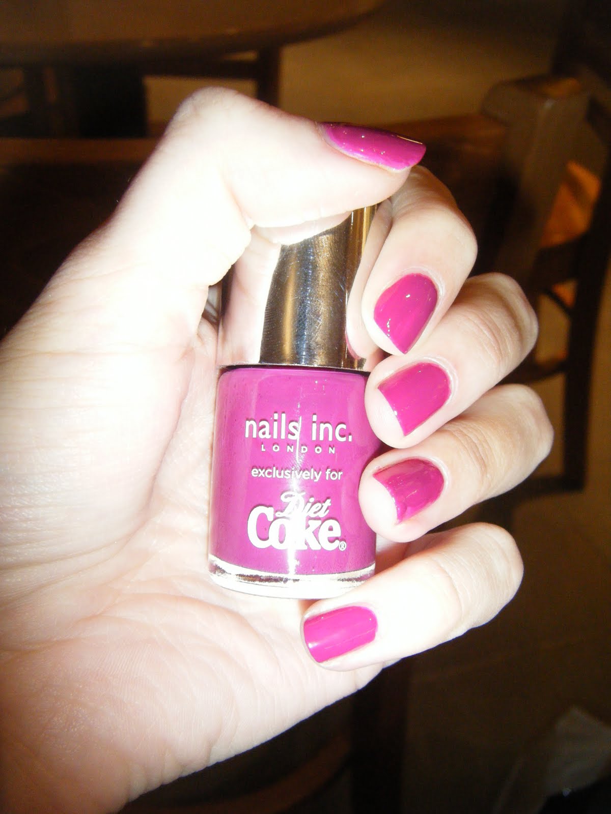 Perfectly Polished: NOTD - Diet Coke/Nails Inc Paris