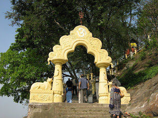 TOURIST GUIDE TO VARIOUS PLACES OF ASSAM