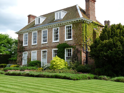 Image Searching: Bledlow Manor Gardens