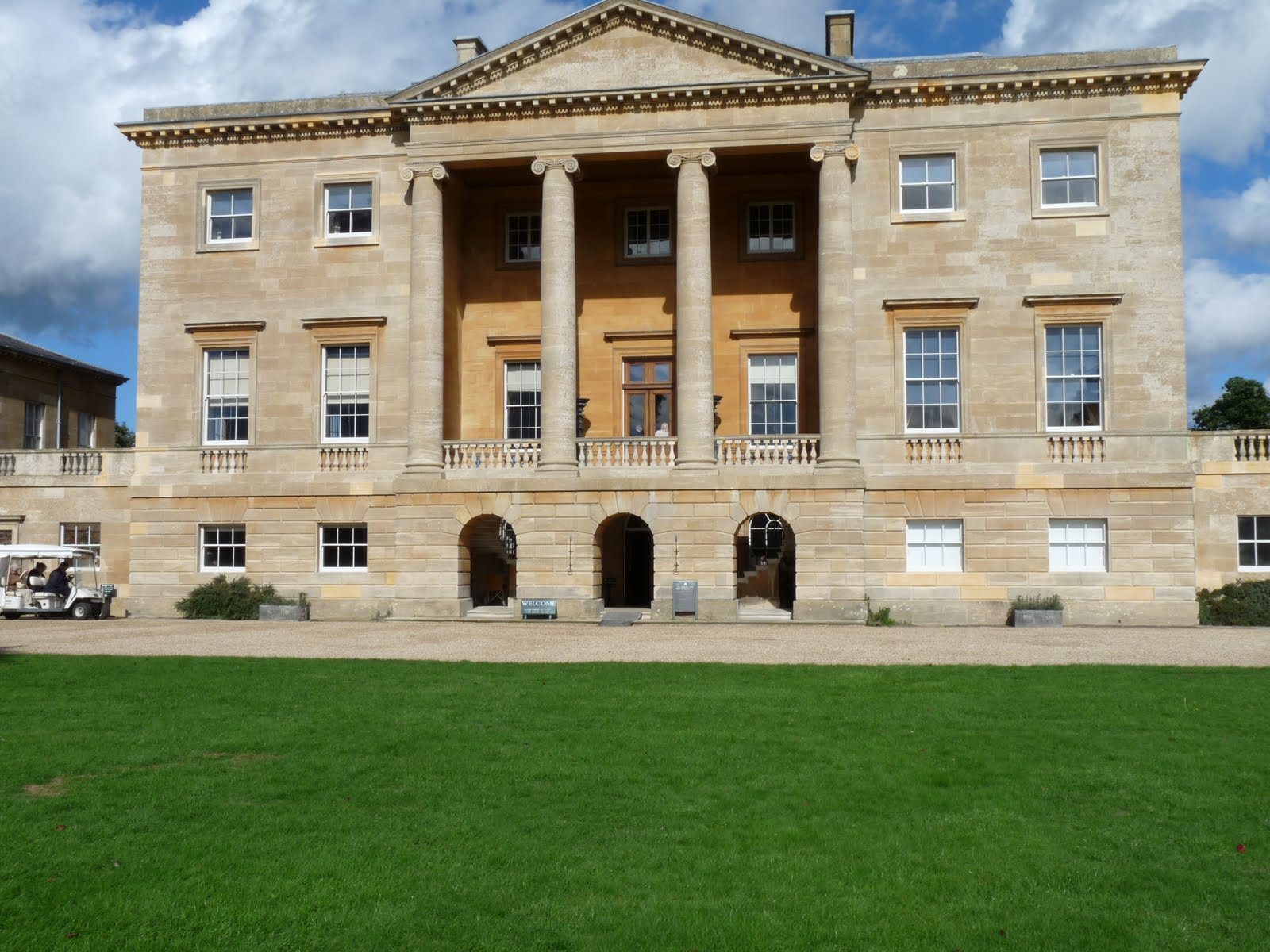 Image Searching: Basildon Park