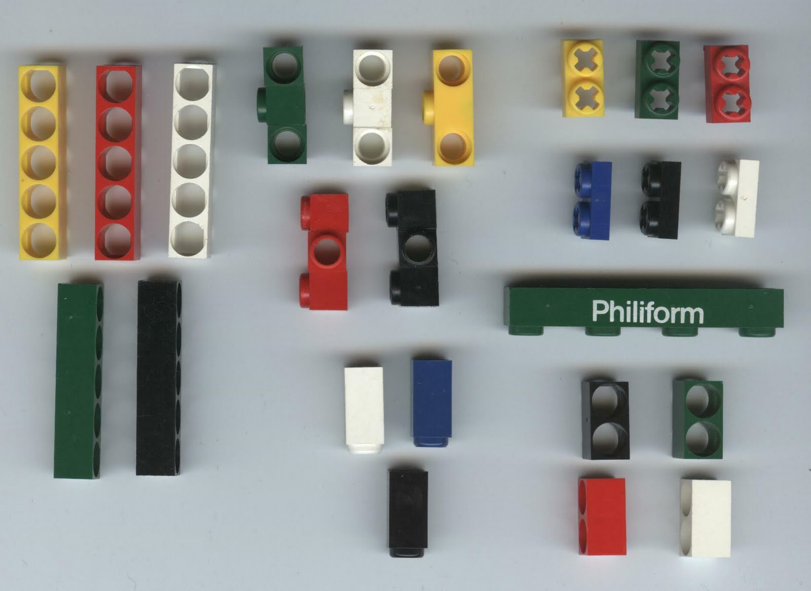 Architectural toys: Philiform, a Philips e os brinquedos