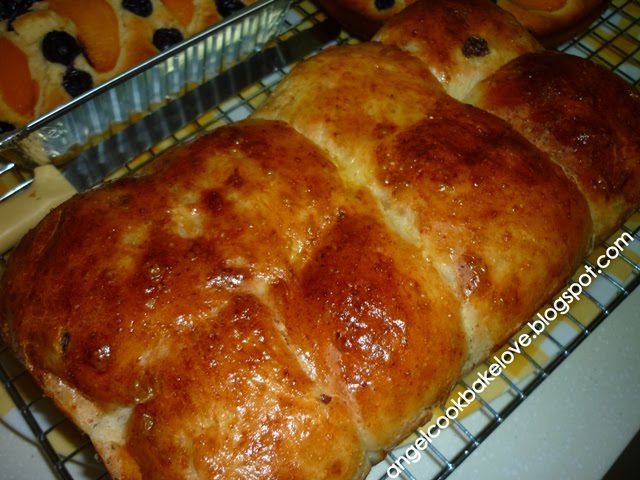 Cook.Bake.Love: Okara Bread 黄豆渣面包