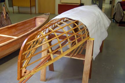 Sarum Skin-boat How-to: Skinning the boats