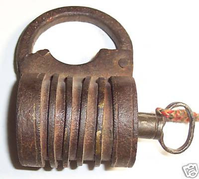 facts around us: Unique Vintage Keys & Locks | knobs knockers door handles