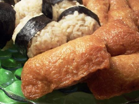 Sexy Vegan Mama: How-To: Brown Rice Onigiri (Rice Balls) and Inarizushi ...