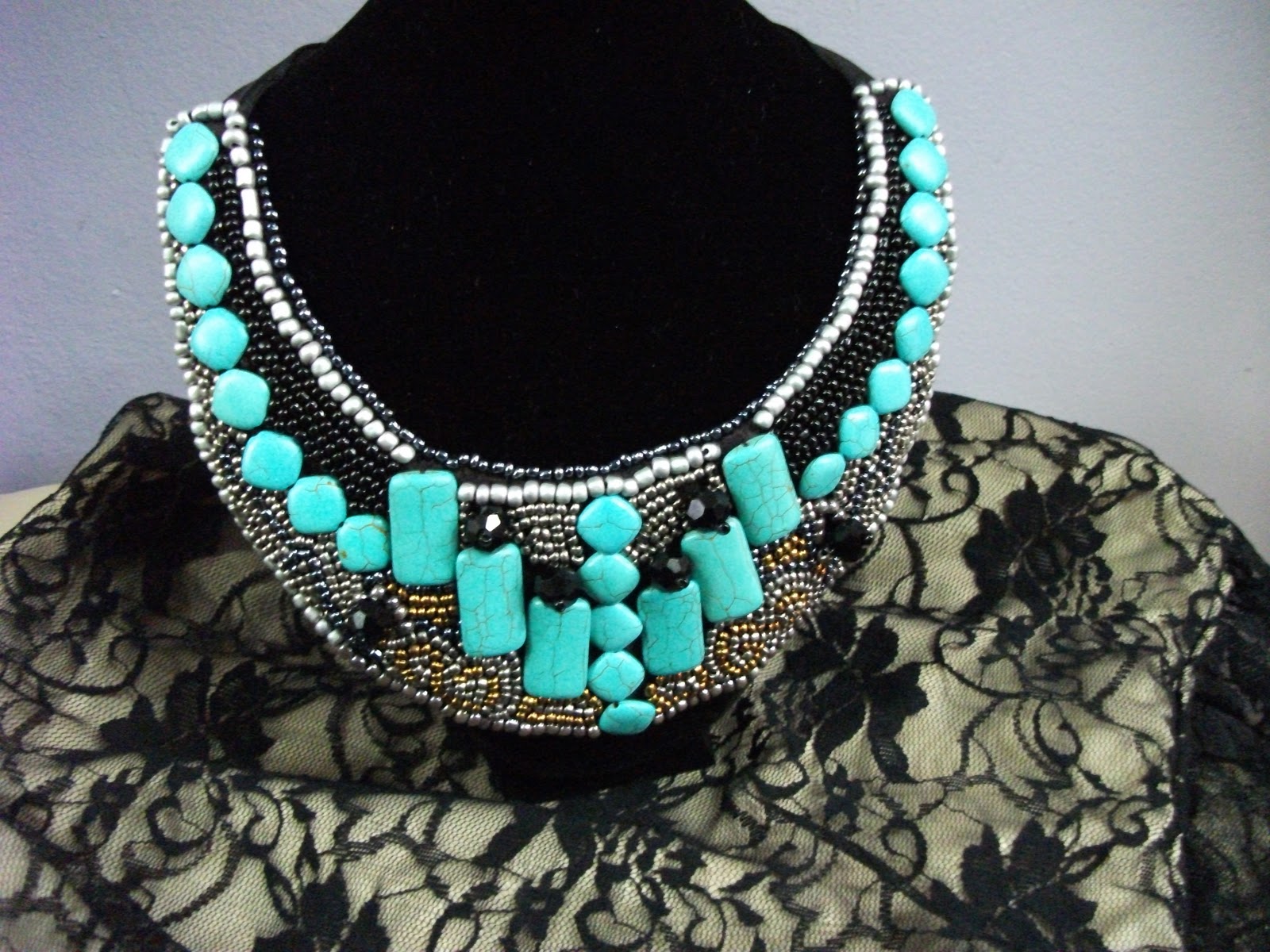 AniHandmade: Colier din margele ( Beaded necklace)