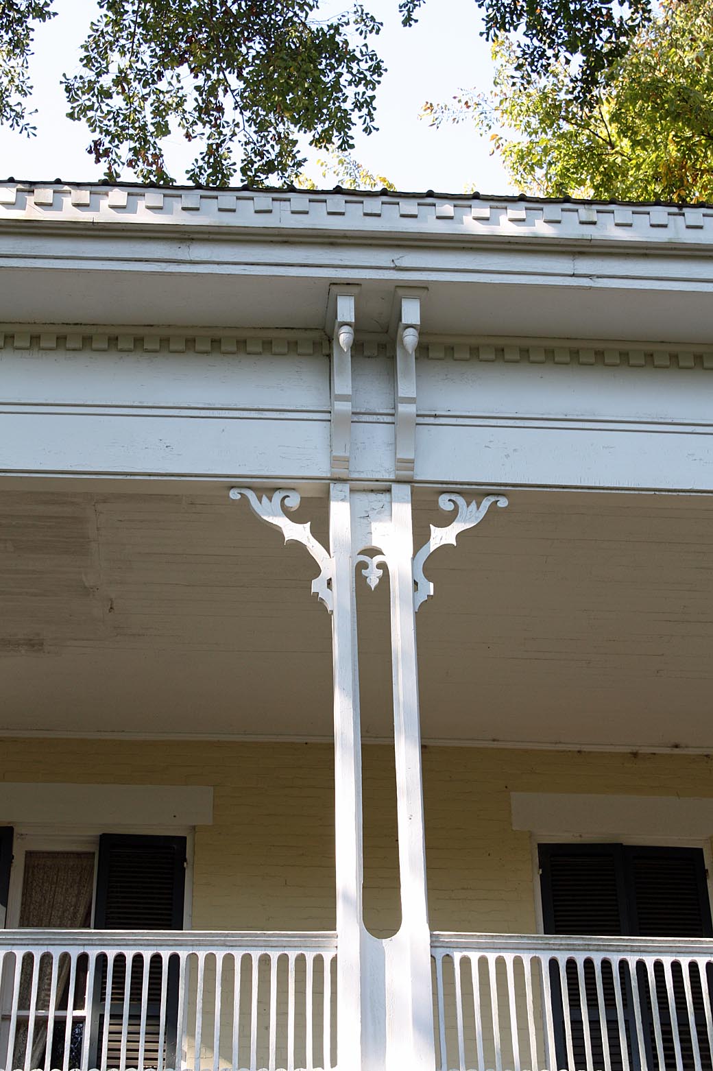 Southern Lagniappe: McRaven House: The Most Haunted House in Vicksburg