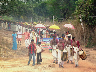 kasaragod: kalavara ghosha yathra from Udayamangalam shree maha visnu ...