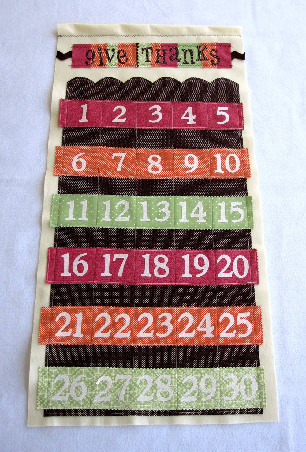 Everyday Celebrations: 'Give Thanks' Thanksgiving Countdown Caldendar ...