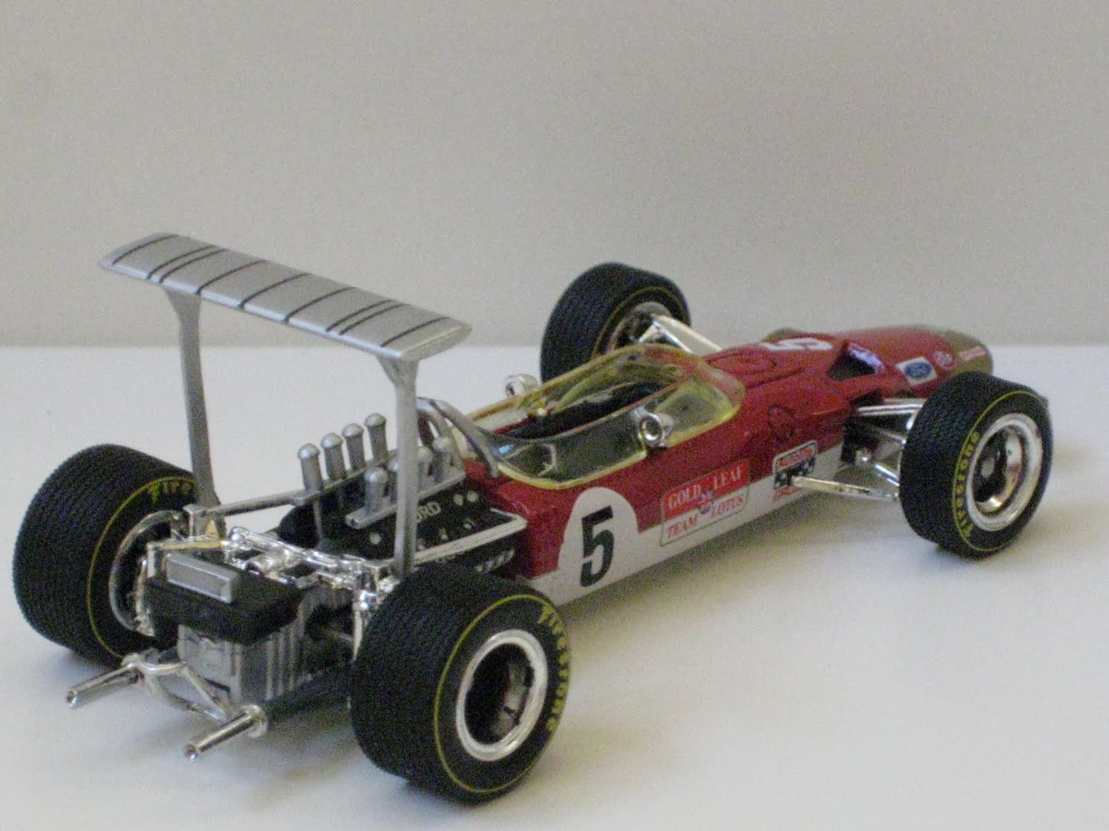 cochesaescala: LOTUS 49B GOLD LEAF TEAM #5 1968 GRAHAM HILL