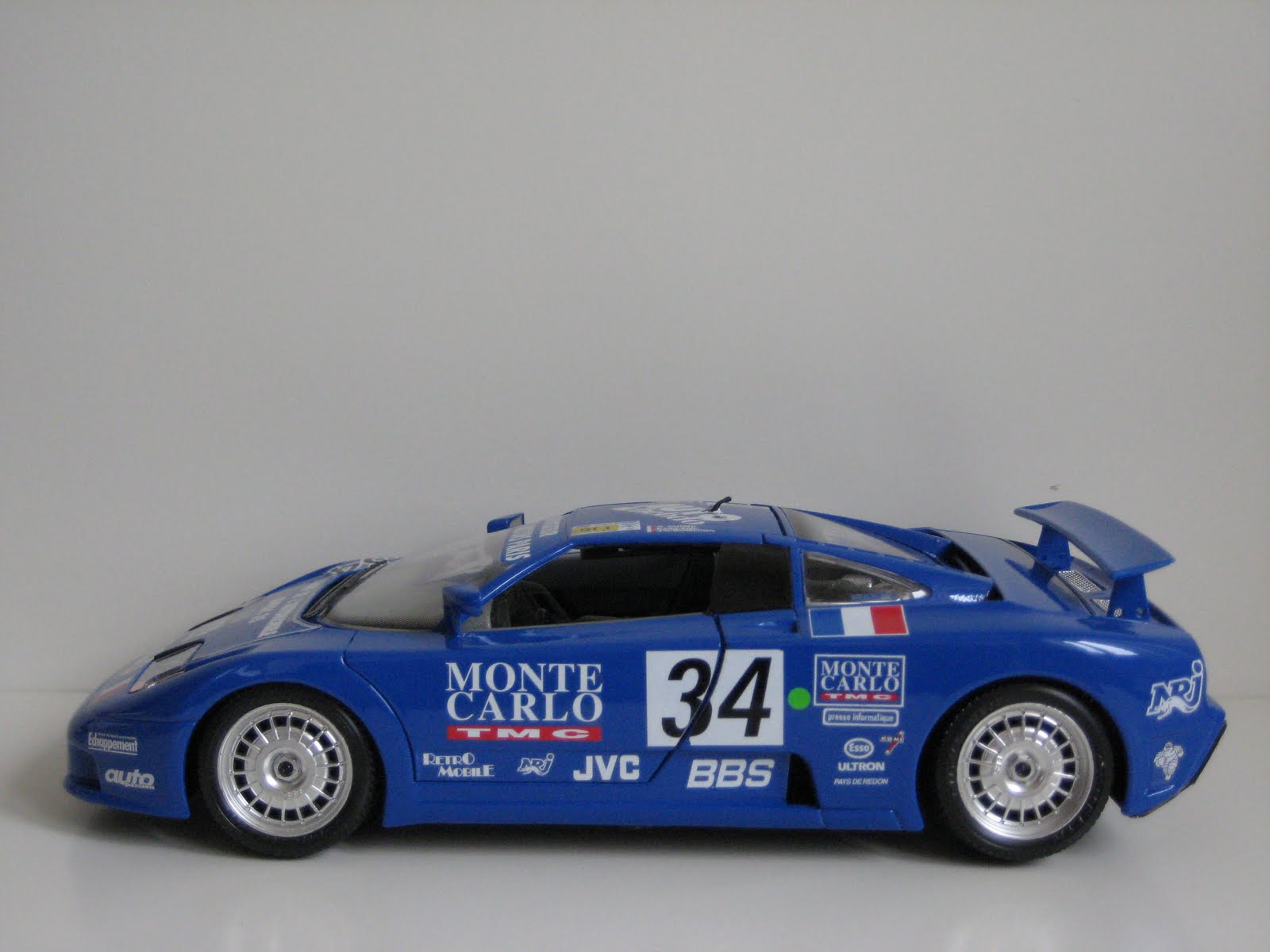 cochesaescala: BUGATTI EB 100 #34 LM 1994