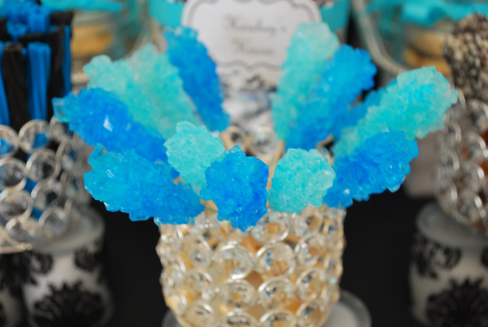 Fête Fanatic: Tiffany Blue Black & Bling Sweets Display!