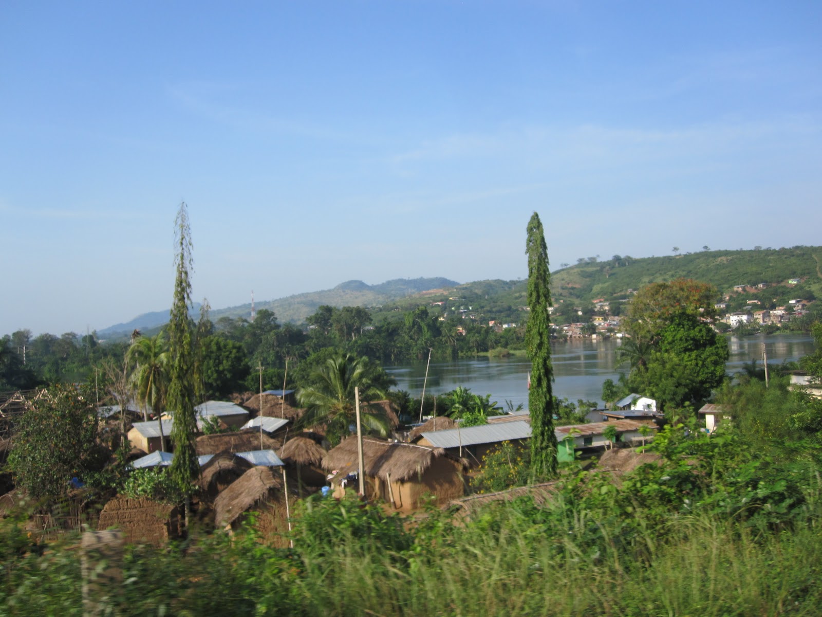 Oburoni in Ghana: Waterfalls, Mountains, and Rivers