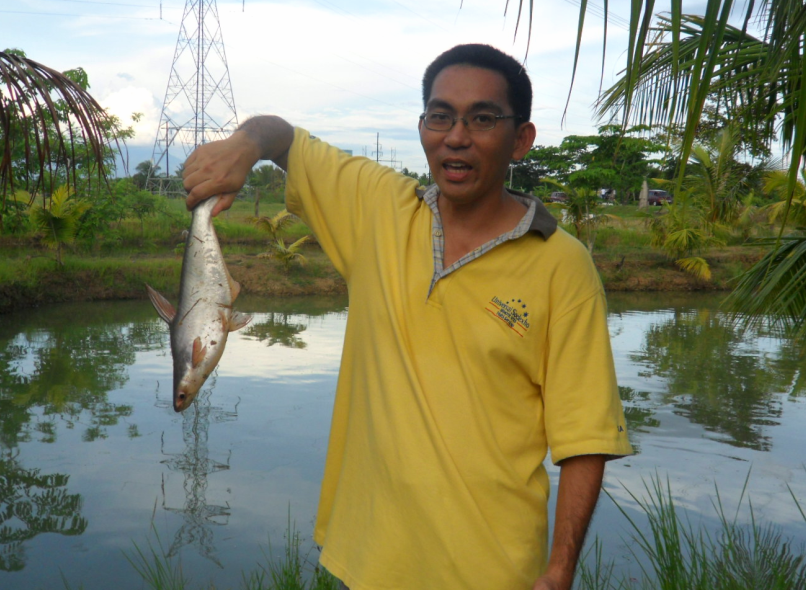Arghentrock's A Taste of the Philippines: Cream Dory Fish Farm in ...