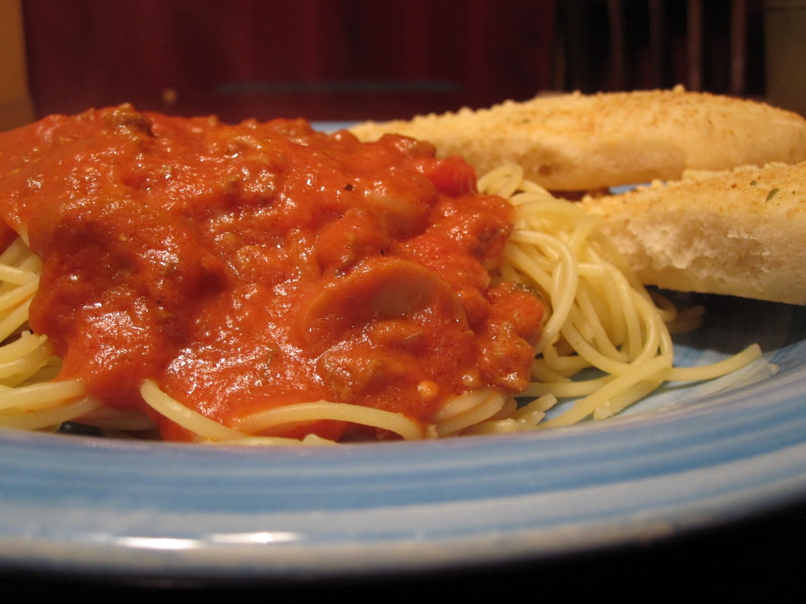 Neighbor Julia: Spaghetti With Meat Sauce and Jenny's 1 Hour Bread Sticks