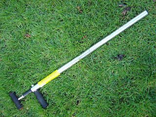 Lugworm: Alvey Bait Pump