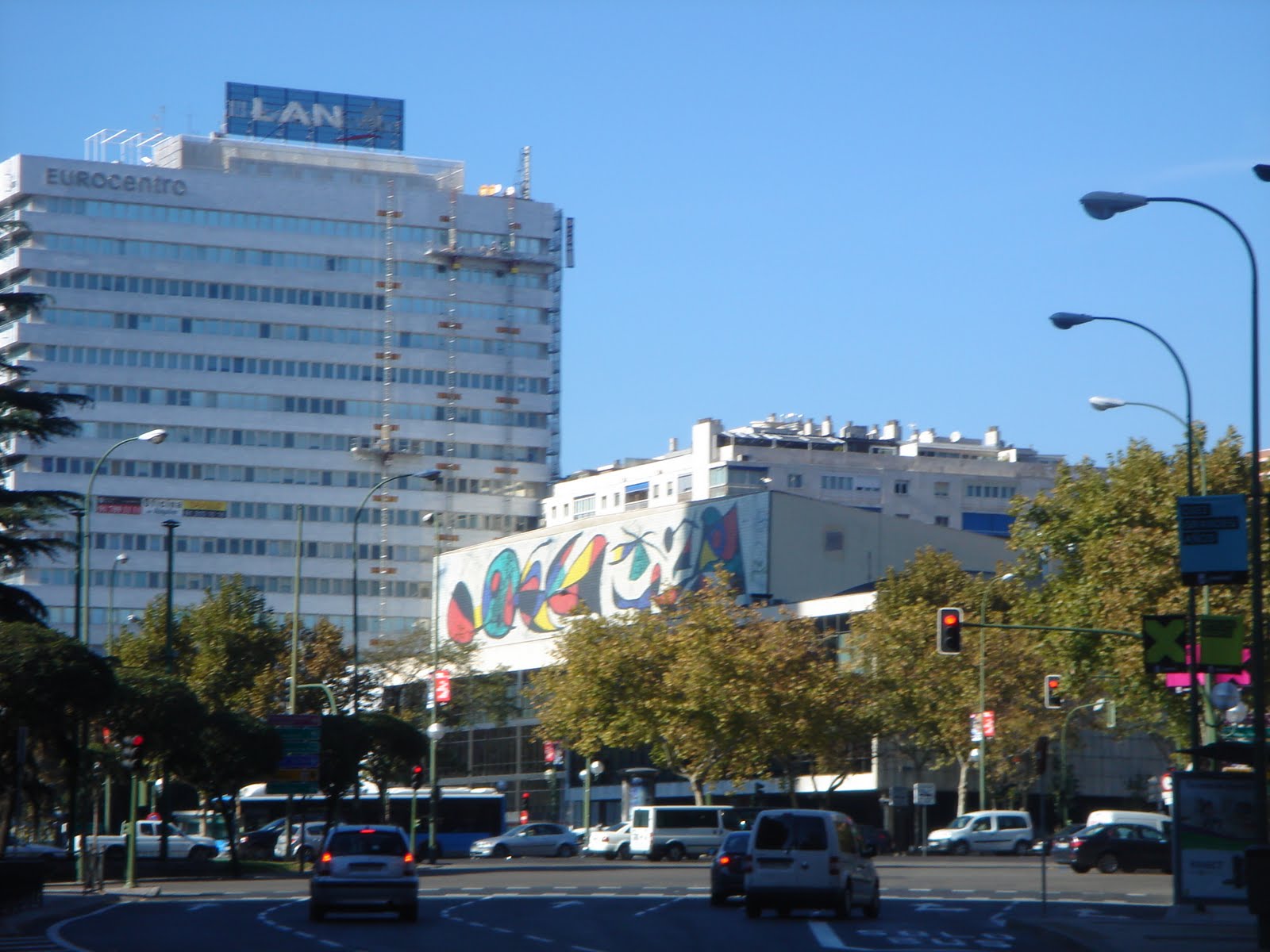 Historia y Genealogía: El Complejo de Azca. Madrid.